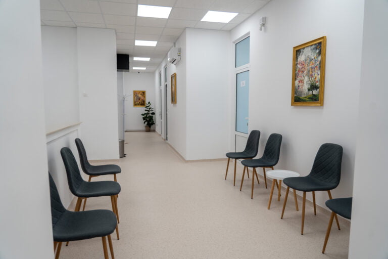 Despre Noi - Anastasios Zalău